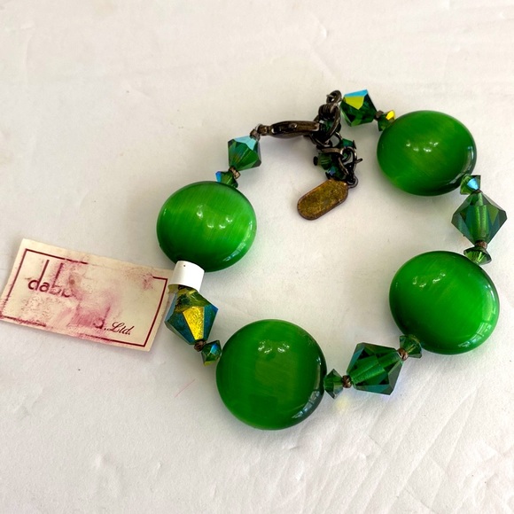 dabby reid | Jewelry | Dabby Reid Emerald Green Crystal Bead 3 Layered ...